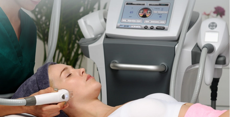 Vacuum Cavitation vs CoolSculpting: Which Non Invasive Procedure Works Best